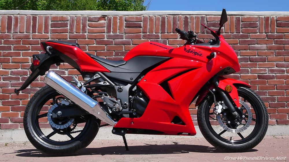 Kawasaki Ninja 250R – OneWheelDrive.Net